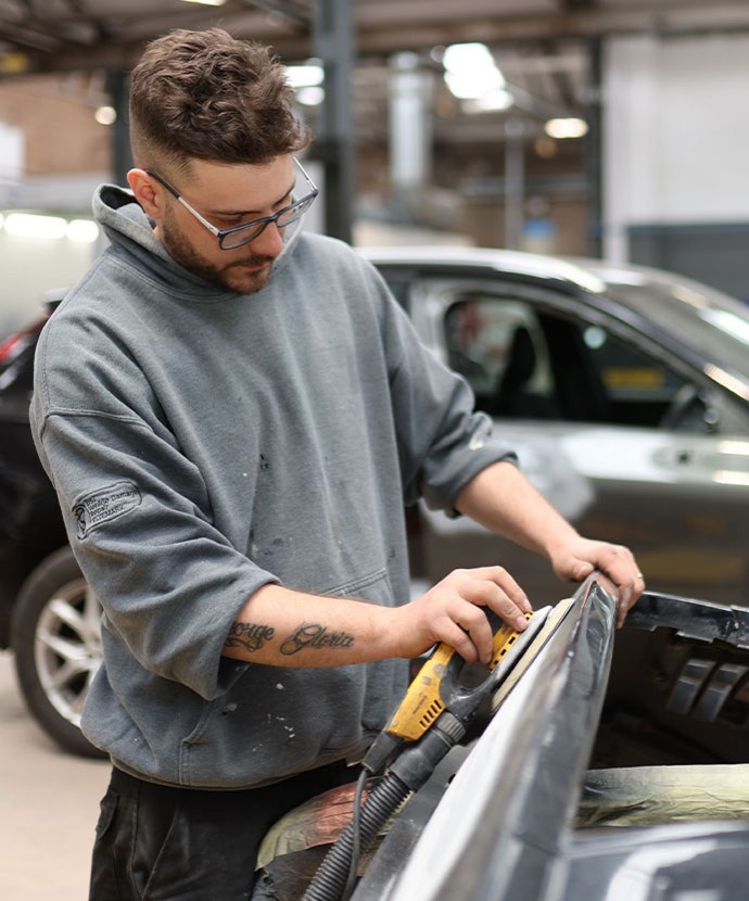 Accident Repair Centre Car Van Bodyshop Tipton, Dudley, Wolverhampton ...